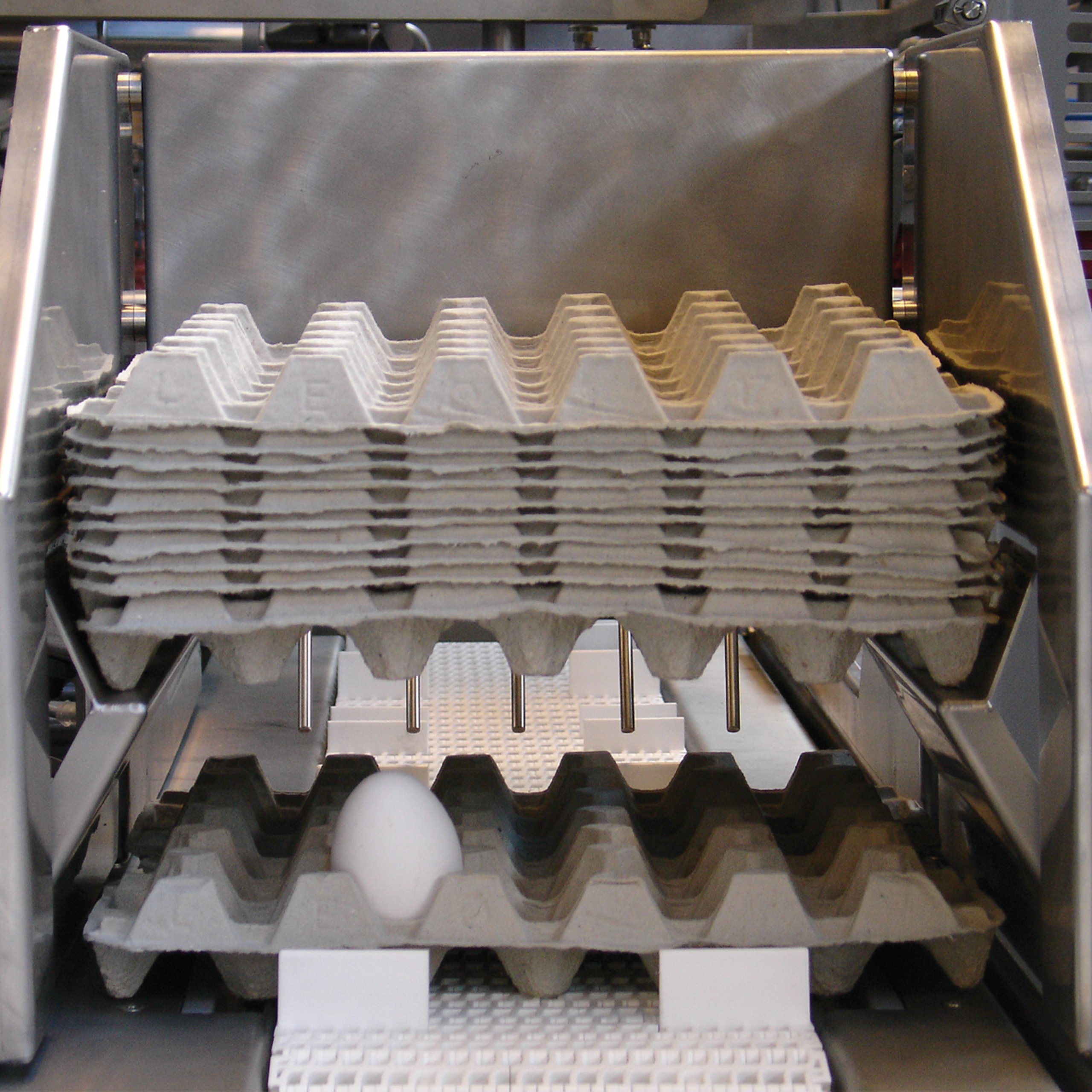 OptiLoader 18 | Efficient Egg Loader for High-Capacity Breaking ...