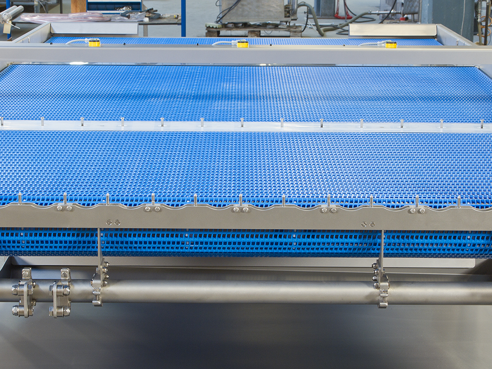 OptiAccumulator | Efficient and Hygienic Egg Flow Management for Egg ...