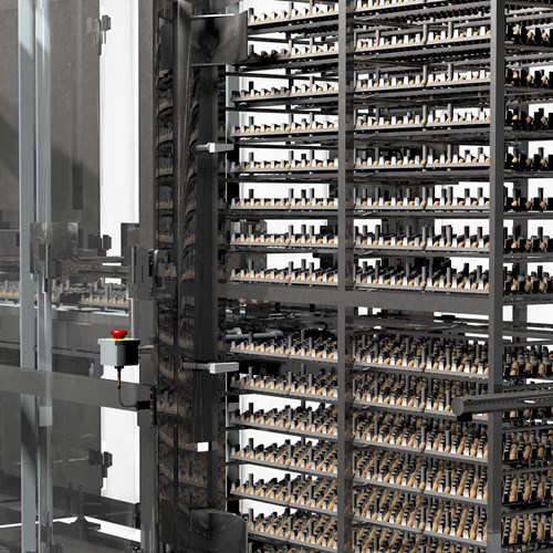 高度なビジョンソフトウェアを搭載した自動トロリーアンローダーにより、シームレスな卵の取り扱いを実現 | Sanovo Technology